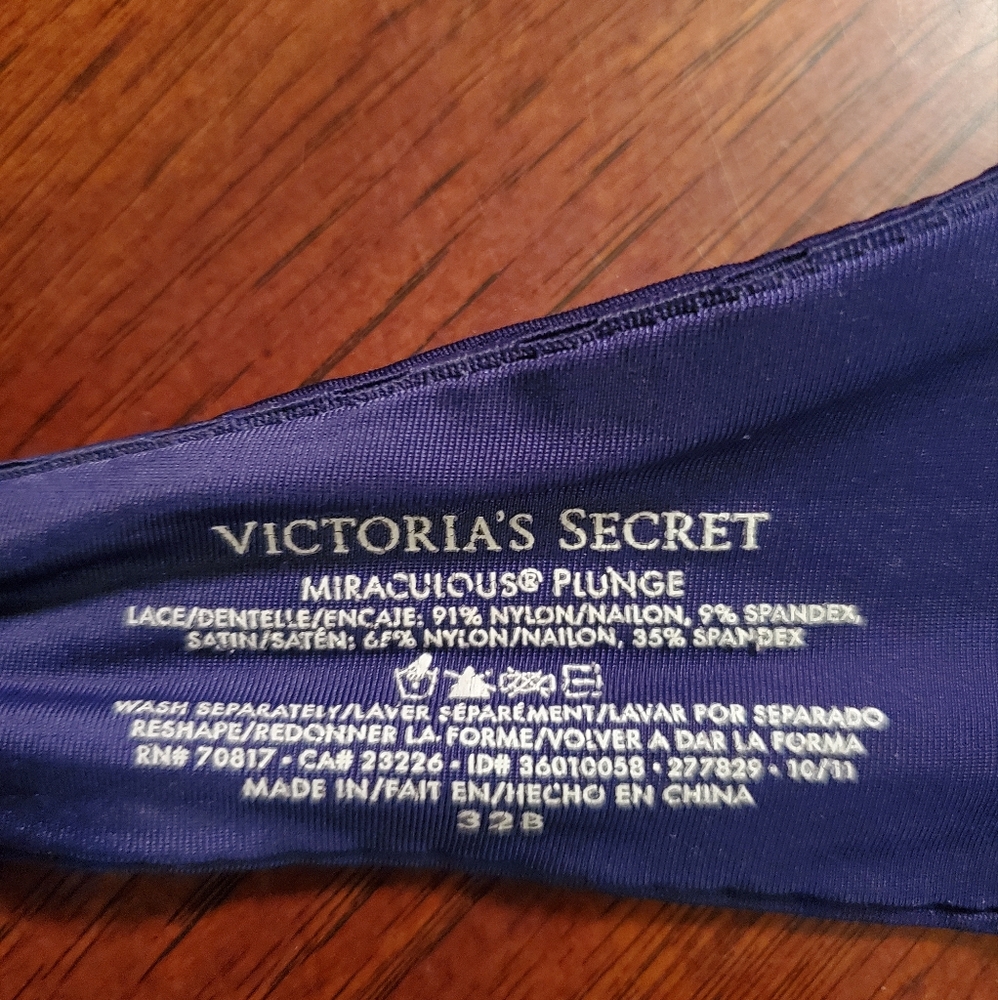 Victoria's Secret Miraculous Bra - Gem